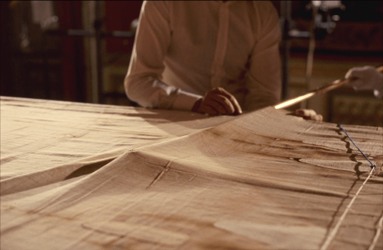 Blood Chemistry and the Shroud of Turin: A Scientific Analysis – Tom's ...